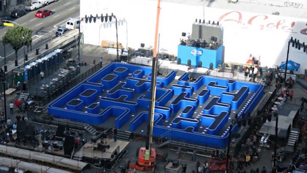 Massive Life Sized Pac-Man Maze Appears in Los Angeles - Cheat Code Central